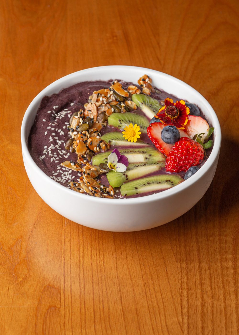 Smoothy bowl & Coldpress – Embersbkk